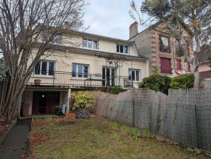 Appartement à louer - Village Doumer, Carrières-sur-Seine - 2 pièces - 1 chambre