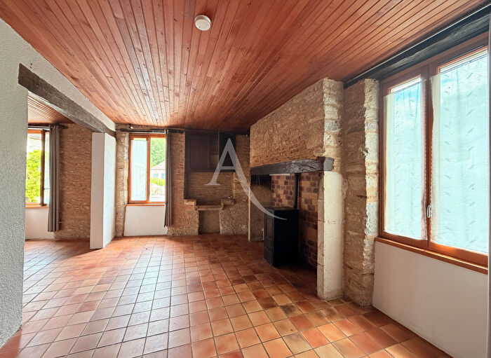 Maison 5 pièces à vendre à Saint-Vincent-Rive-dOlt