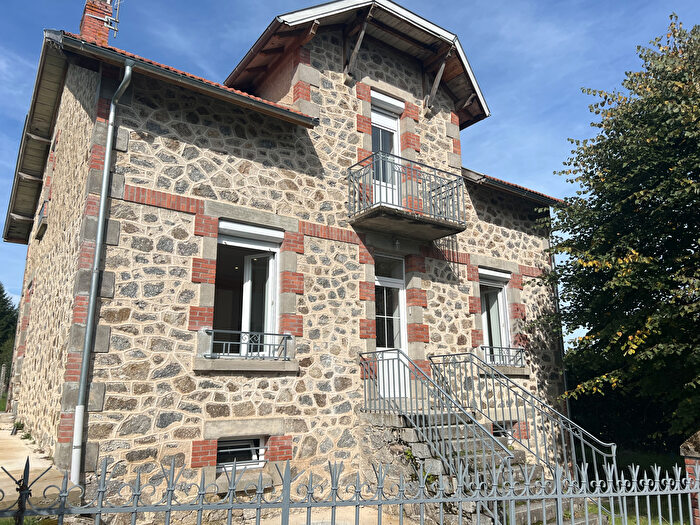 Maison à vendre - Lacapelle-Viescamp - 5 pièces - 4 chambres