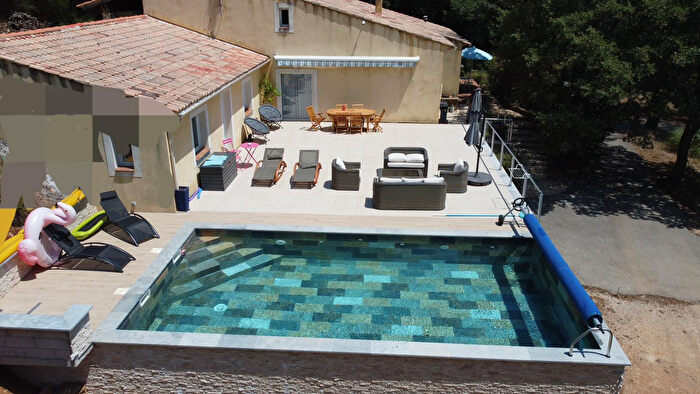 Maison à vendre - Évenos - 6 pièces - 3 chambres