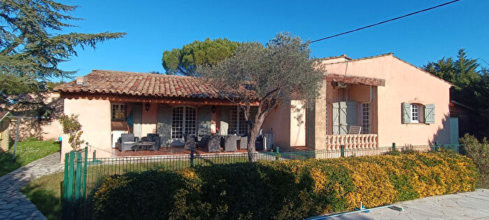 Maison à vendre - Le Muy - 4 pièces - 3 chambres