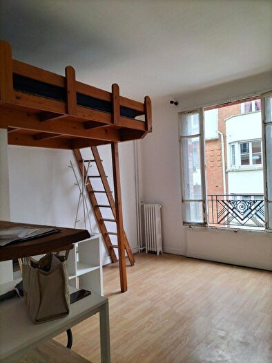 Léon-Blum Folie-Regnault, Paris 11ème arrondissement : Appartement 1 pièce à louer