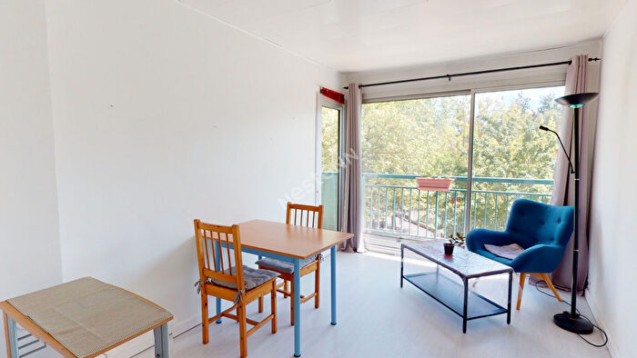 Appartement à louer - Antony, Croix de Berny - 2 pièces - 1 chambre