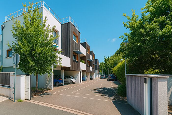 Appartement à vendre - Eysines, Le Bourg - 3 pièces - 2 chambres