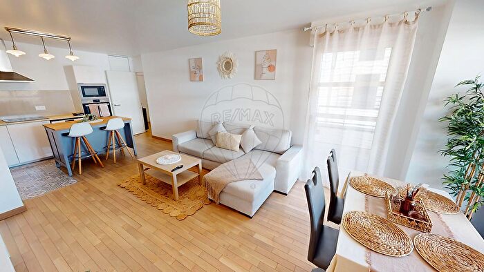 Appartement à louer - Colombes, Europe - 3 pièces - 2 chambres