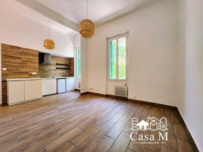 Appartement à louer - Saint Lazare, Marseille ème arrondissement - 2 pièces - 1 chambre