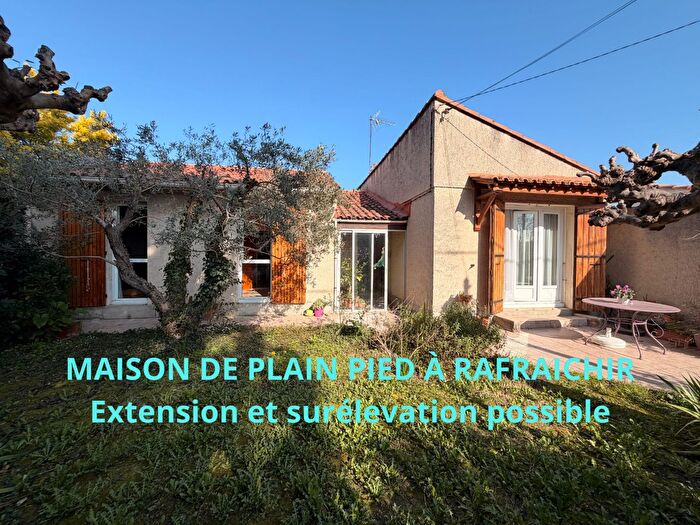 Maison 5 pièces à Avignon, Montfavet, à vendre