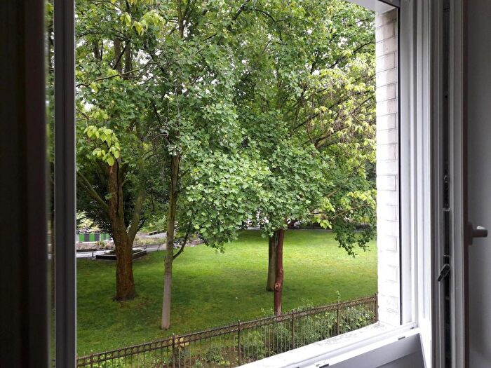 Appartement à louer - Paris e , Père Lachaise, Réunion - 2 pièces - 1 chambre