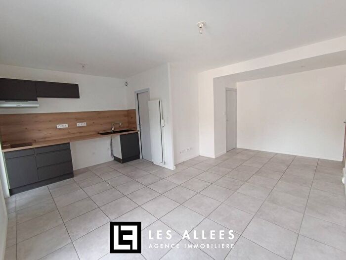 Appartement 1 pièce à Ville-Basse, Montélimar, à louer