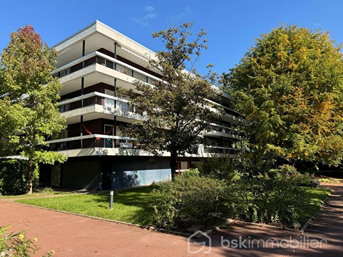 Appartement à vendre - Rocquencourt - 6 pièces - 4 chambres