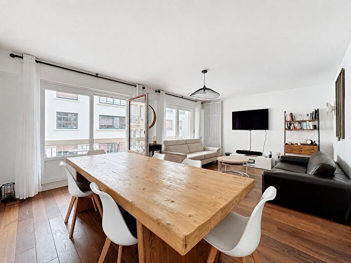 Appartement 4 pièces à vendre - Courbevoie, Bécon