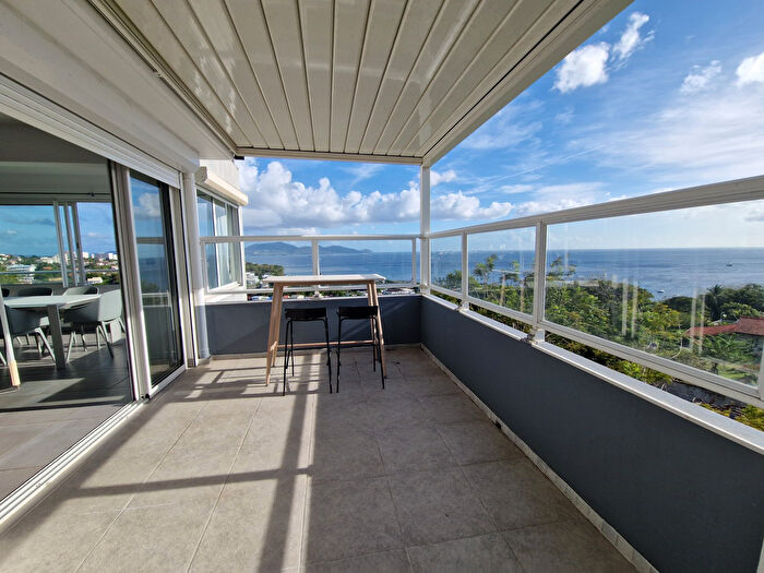 Appartement 4 pièces à Schlcher, Schoelcher, à vendre