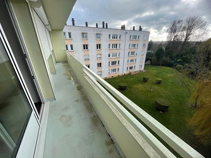 Appartement à louer - Europe-Remicourt, Saint-Quentin - 3 pièces - 2 chambres