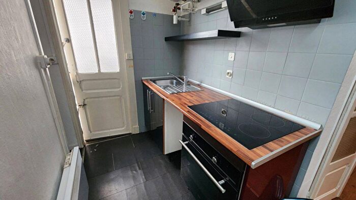 Appartement à louer - Centre Ville, Pau - 1 pièce