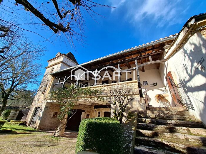 Maison à vendre - Aujols - 8 pièces - 5 chambres