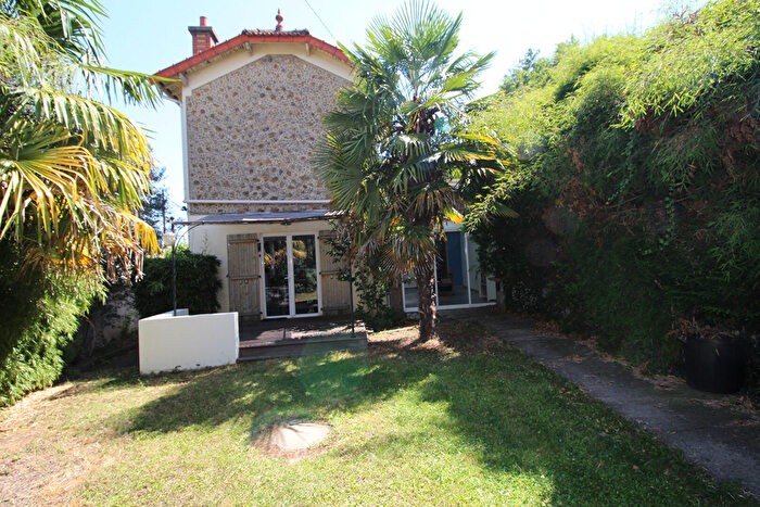 Maison à vendre - Massy, Centre-ville - 5 pièces - 3 chambres