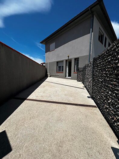 Appartement à louer - Fourques - 1 pièce