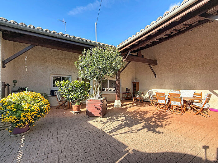 Maison à vendre - Meximieux - 6 pièces - 5 chambres