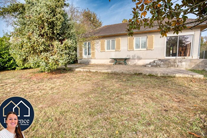 Nogent-le-Roi - Maison 6 pièces à vendre