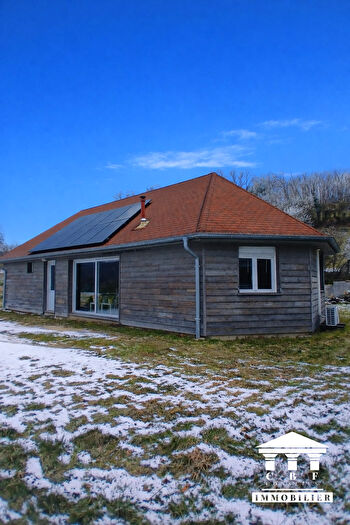 Maison à vendre - Saint-Sernin-du-Bois - 5 pièces - 4 chambres