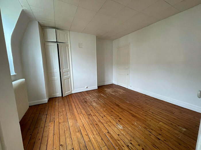 Appartement à louer - Reims, Centre-ville - 2 pièces - 1 chambre