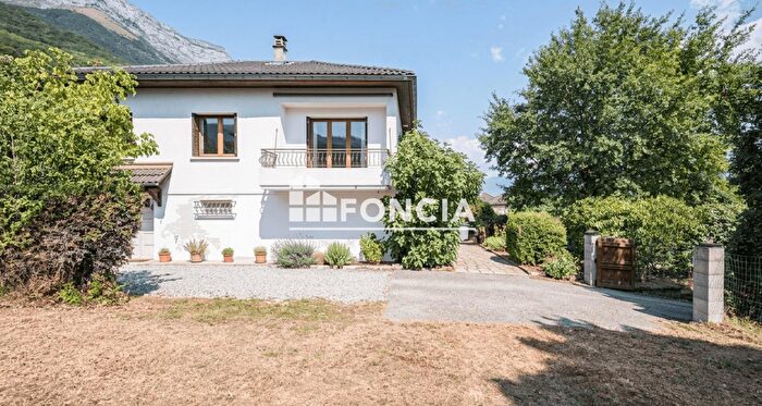 Saint-Pierre-d'Albigny - Maison 4 pièces à vendre