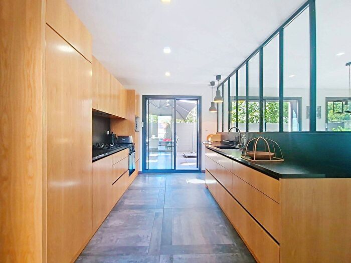Maison 6 pièces à louer à Gières
