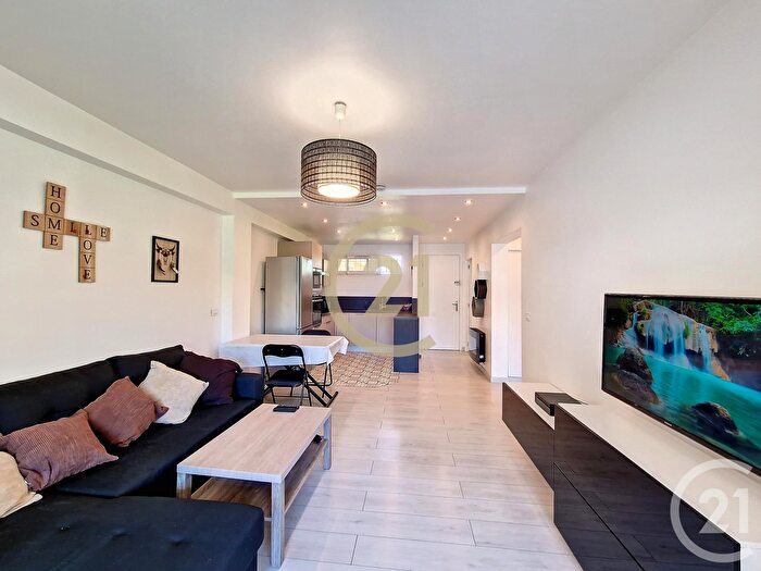Appartement 2 pièces à louer - Cannes, Bocca Sud