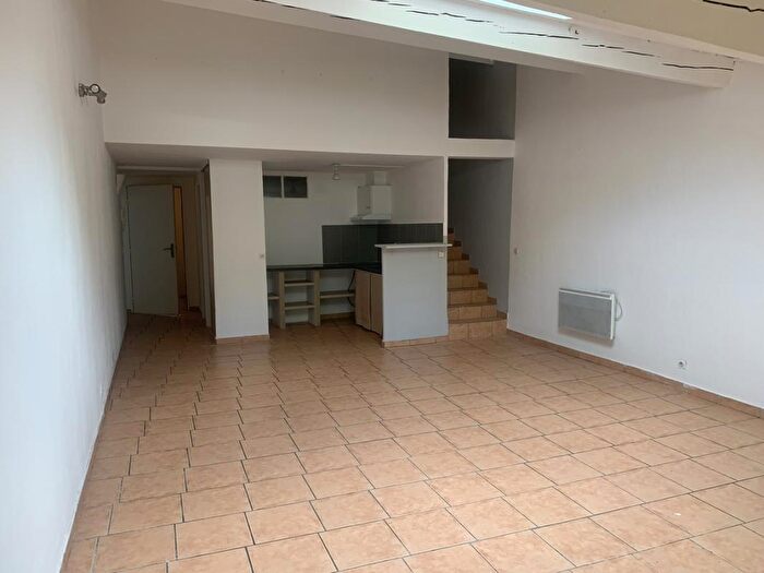 La Roquebrussanne - Appartement 3 pièces à louer