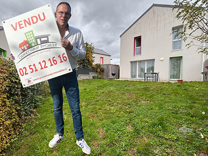 Maison à vendre - Treillières - 4 pièces - 3 chambres