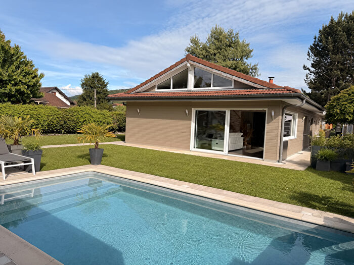 Maison 5 pièces à Douvaine, à vendre