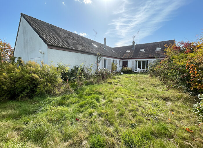 Maison à vendre - Rambouillet, Villeneuve, Hippodrome - 5 pièces - 4 chambres