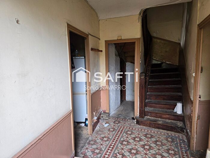 Maison à vendre - LAiguillon - 5 pièces - 4 chambres