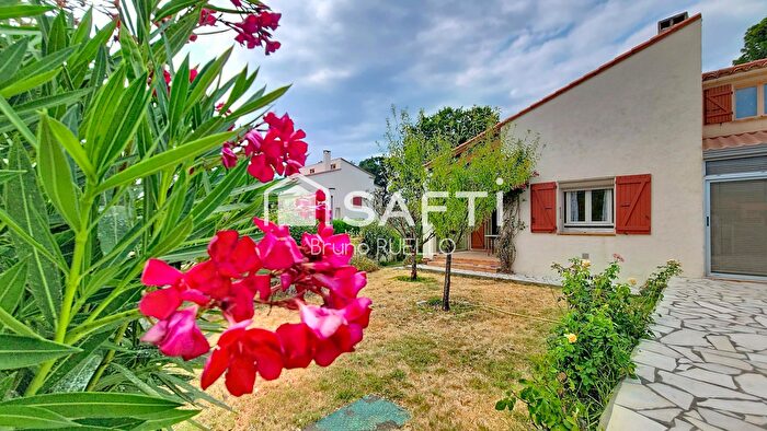 Saint-Génis-des-Fontaines - Maison 4 pièces à vendre
