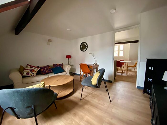 Appartement à louer - Rueil-Malmaison - 2 pièces - 1 chambre