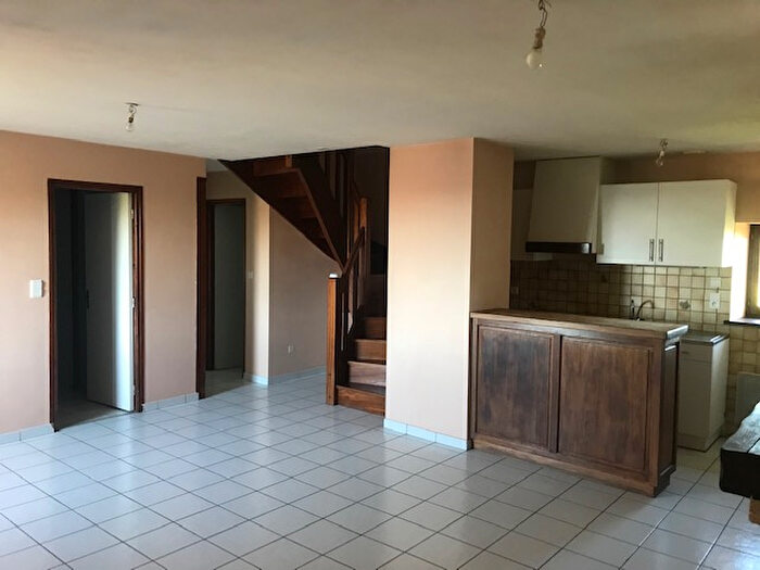 Appartement 4 pièces à louer - Montpeyroux