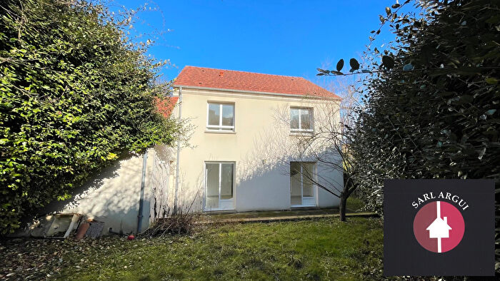 Maison à vendre - Saint-Thibault-des-Vignes - 6 pièces - 4 chambres