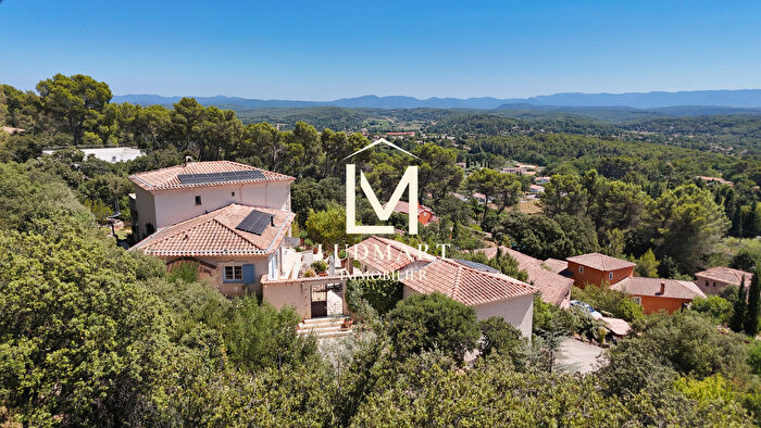 Maison à vendre - Lorgues - 8 pièces - 4 chambres