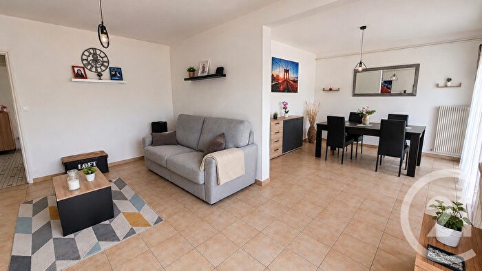 Moulins, Gâteaux, Clos de Bourgogne - Appartement 4 pièces à vendre