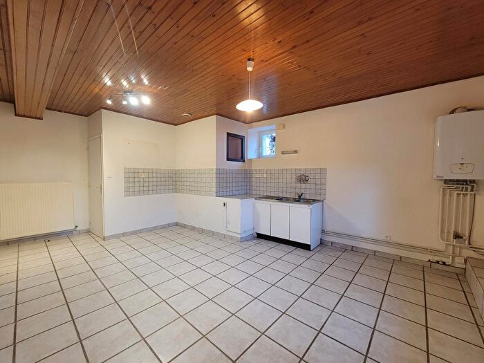 Coubon - Appartement 2 pièces à louer