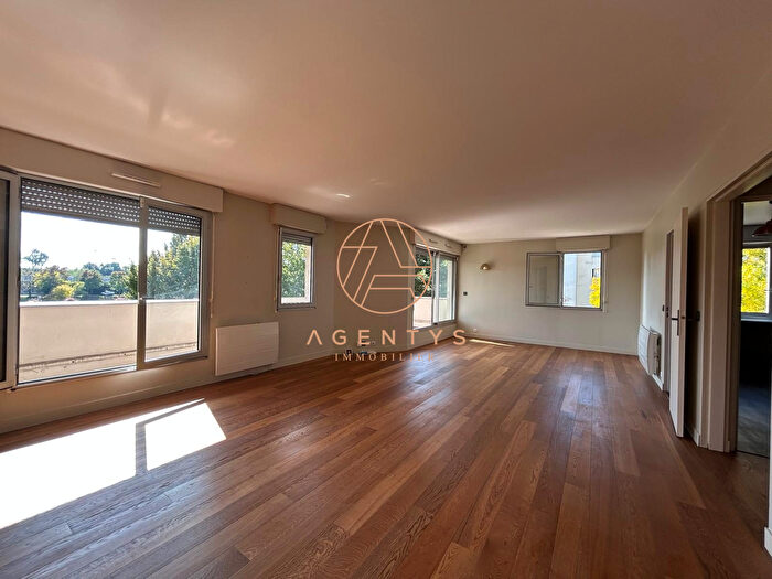 Appartement à louer - Nogent-sur-Marne, Le Port sous La Lune - 4 pièces - 2 chambres