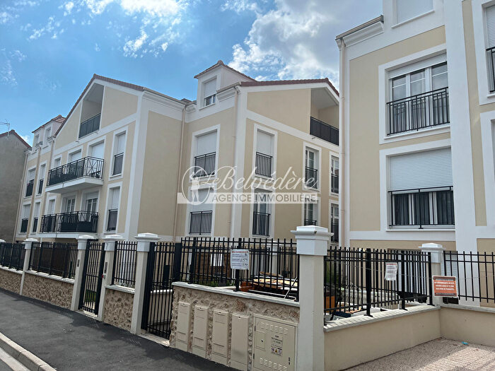 Appartement à vendre - Saint-Leu-la-Forêt, Centre-ville - 4 pièces - 3 chambres