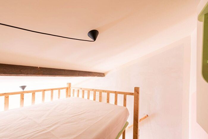 Appartement à louer - Gambetta, Paris ème arrondissement - 9 pièces - 9 chambres