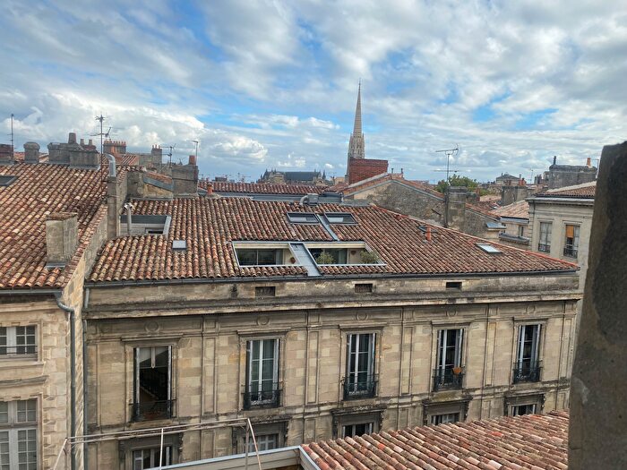 Appartement 1 pièce à Bordeaux, Victor Hugo, à louer