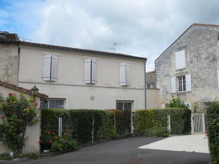 Maison 4 pièces à louer à Hôtel de Ville, Cognac