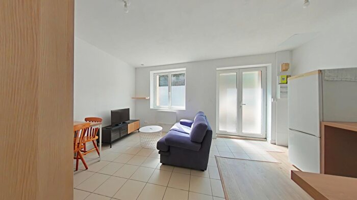 Appartement 1 pièce à Saint-Étienne, Montaud, à louer