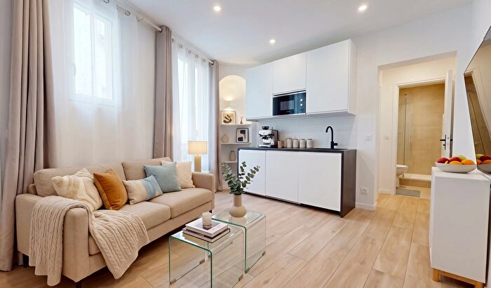 Levallois-Perret, Henri Barbusse : Appartement 2 pièces à vendre