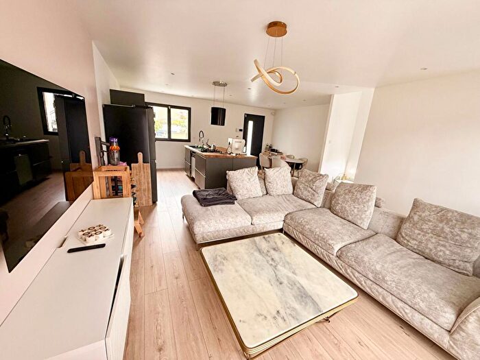 Maison à vendre - Fontenay-sous-Bois, Victor Hugo - 5 pièces - 4 chambres