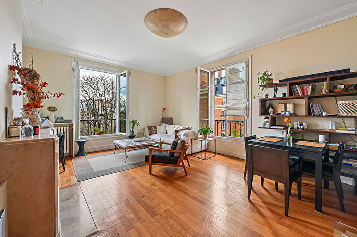 Paris 15ème, Cambronne, Garibaldi : Appartement 2 pièces à vendre