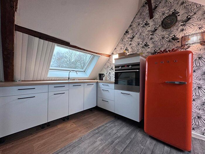 Appartement à louer - Fournes-en-Weppes - 2 pièces - 1 chambre